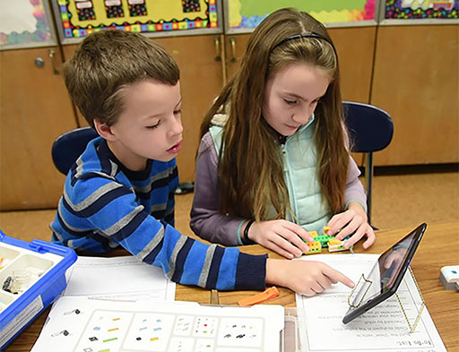 In Third Grade, Learning Problem-Solving Through Robotics | CFEE